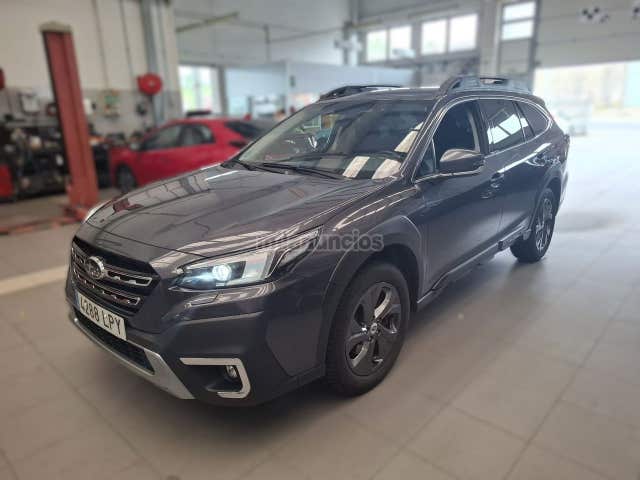 Milanuncios - SUBARU Outback 2.5i Trek CVT Lineartroni