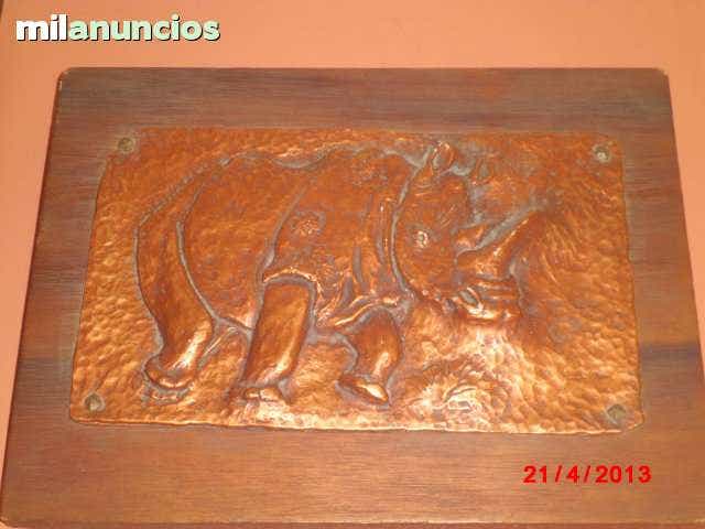 Milanuncios - Cuadro antiguo de cobre repujado