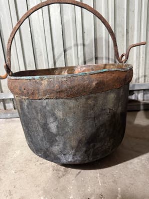 Milanuncios - Caldero antiguo de cobre con asa de hier