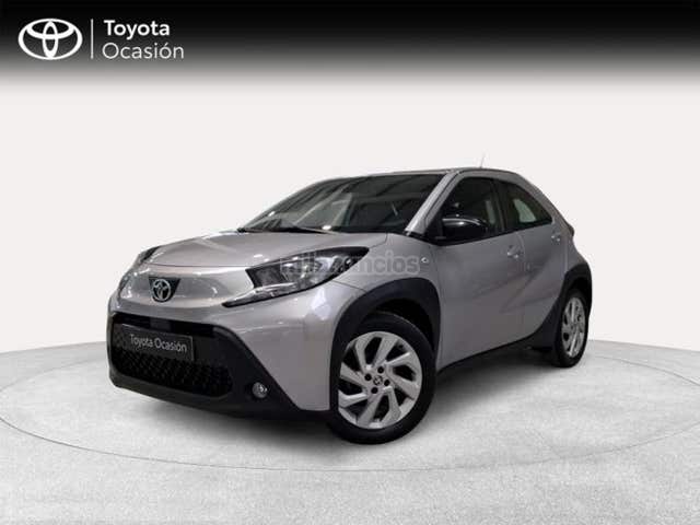 Milanuncios - TOYOTA Aygo X Cross 1.0 VVTI 72CV Play