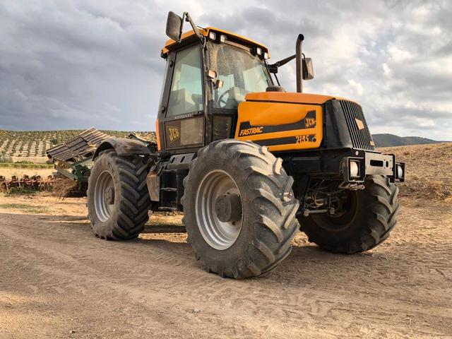 Milanuncios - JCB - FASTRAC 2135