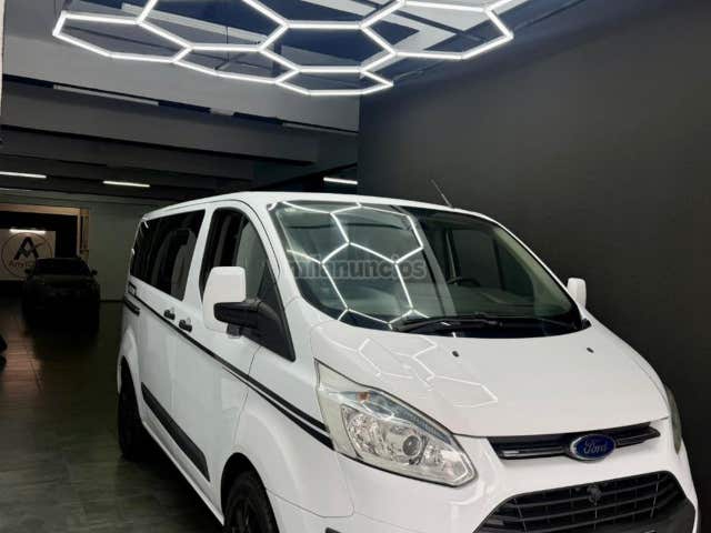Milanuncios - FORD Tourneo Custom 2.2 TDCI 155cv 300 L