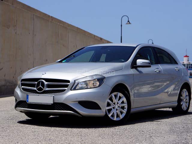Milanuncios - MERCEDES-BENZ Clase A A 180 Style