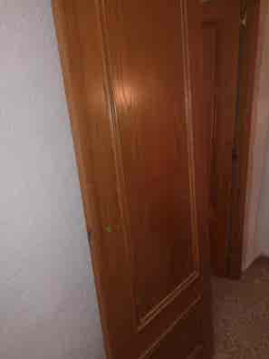 Puerta de pvc color roble dorado Materiales de construcción de segunda ...