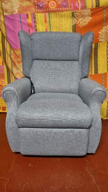 Milanuncios - SILLÓN LEVANTA-PERSONAS MOD. MEIRA