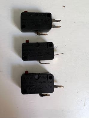 Milanuncios - Micro interruptor LF-10-02 tres unidades