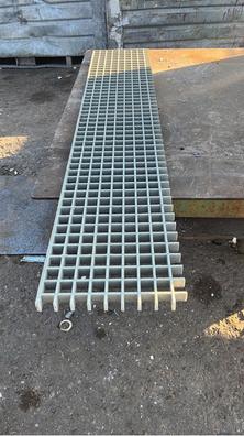 Rejillas tramex Materiales de construcción de segunda mano baratos en ...