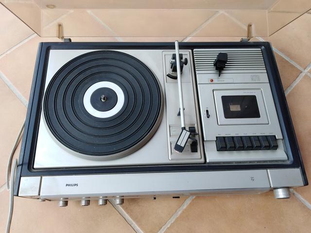 Milanuncios - Compacto Philips antiguo. con altavoz