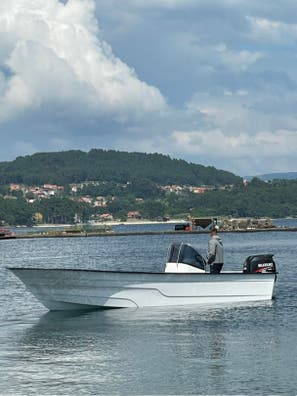 Planeadoras Barcos a motor de segunda mano y ocasión | Milanuncios