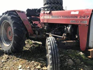 Milanuncios - COMPRO TRACTORES MASSEY 247 147 165 245