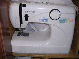Maquina coser lervia | Milanuncios