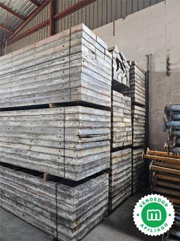 Milanuncios - DOKA O STEN PANEL MURO FENÓLICO VENDEMOS