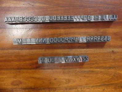 Milanuncios - Letras de imprenta mayúsculas lote de 74