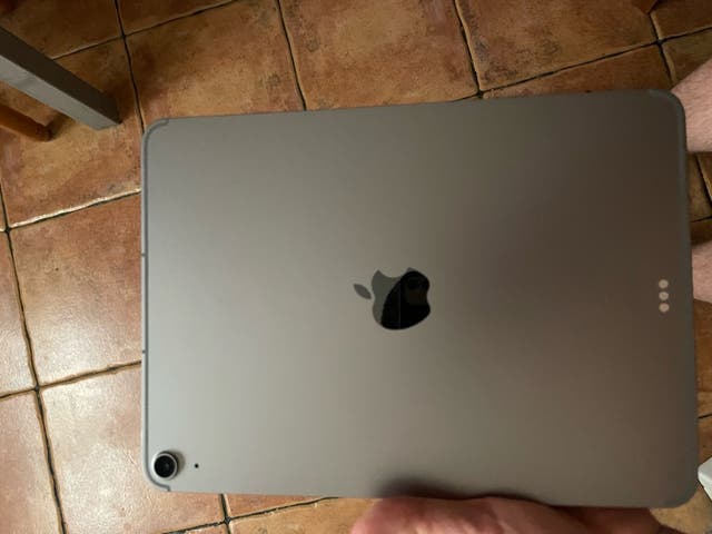 Milanuncios - Ipad Air 128gb wifi+cellular mas funda