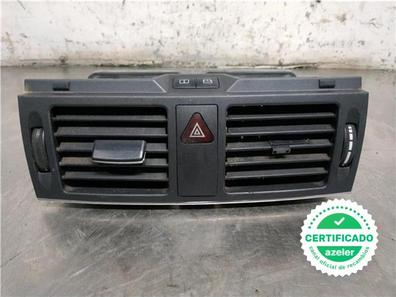 Milanuncios - REJILLA ENTRADA MERCEDES clase c w204