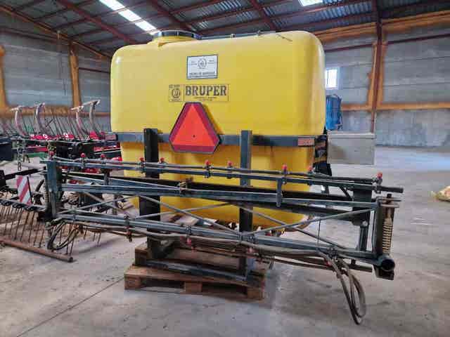 Milanuncios - carro de herbicida 1500 litros