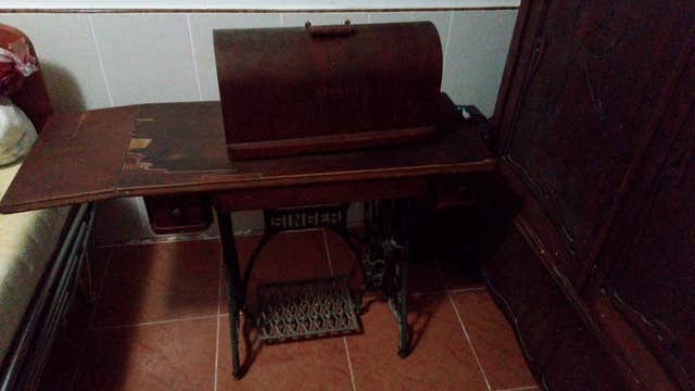 Milanuncios - Máquina de coser Singer vintage