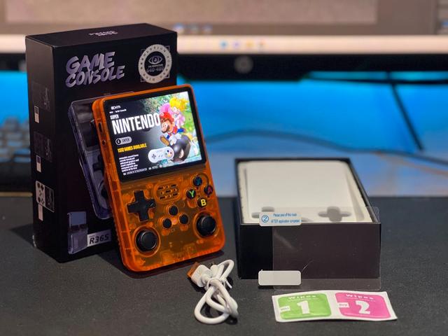 Milanuncios - Consola retro portátil R36S - NARANJA