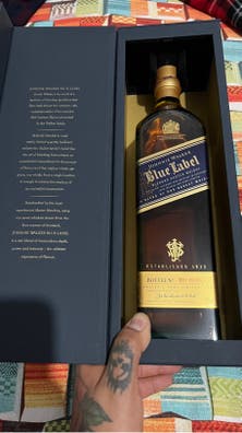 Milanuncios - Vendo botella de Blue Label 1L