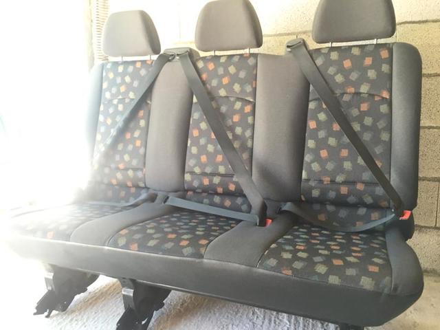 Milanuncios - ASIENTO VITO TRASERO 3 PLAZAS VIANO