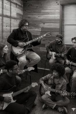 Milanuncios - “Clases de Guitarra Eléctrica”