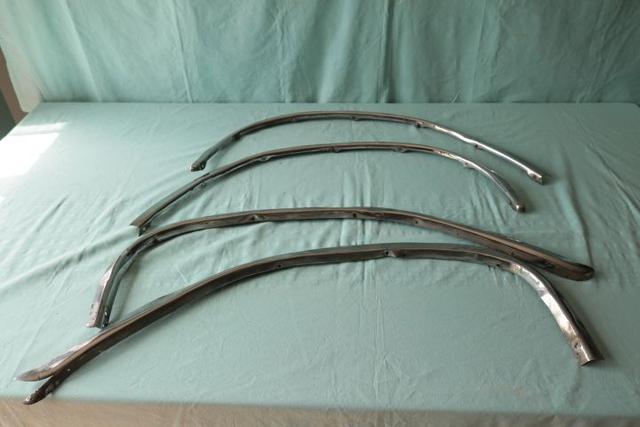 Milanuncios - 4 Embellecedores cromados para Mercedes