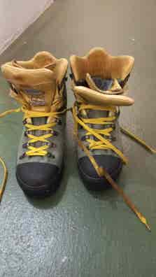 Botas bestard Centros de montañismo | Milanuncios