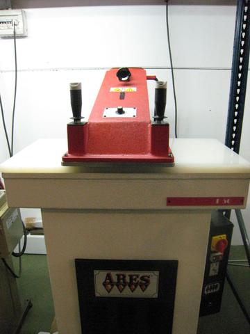 Milanuncios - troqueladora bandera