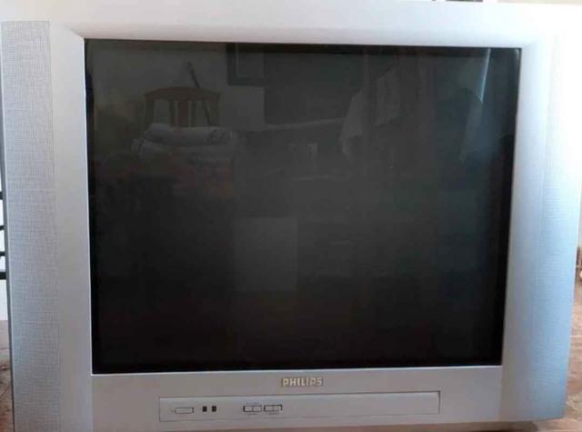 Milanuncios - Televisor Philips 21" antiguo modelo
