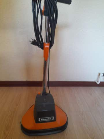 Milanuncios - ENCERADORA/ ABRILLANTADORA/PULIDORA