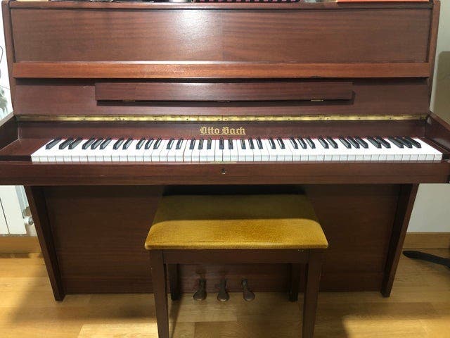 Milanuncios - Piano de pared marca Otto Bach