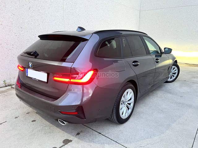 Milanuncios - BMW Serie 3 320d xDrive Automatica Touri