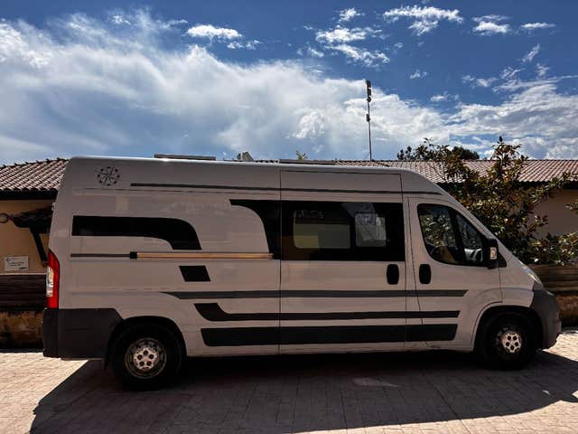 Milanuncios - Furgoneta camperizada Fiat L3H3 - Ducato
