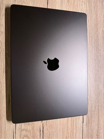 Milanuncios - MacBook Pro 14" M4 Gris Espacial