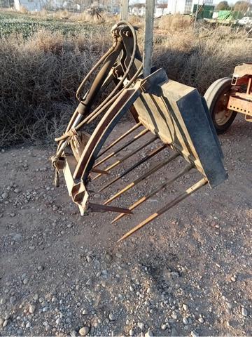 Milanuncios - Grapa/garra mini excavadora y tractor