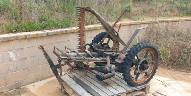 Milanuncios - Maquina de segar antigua