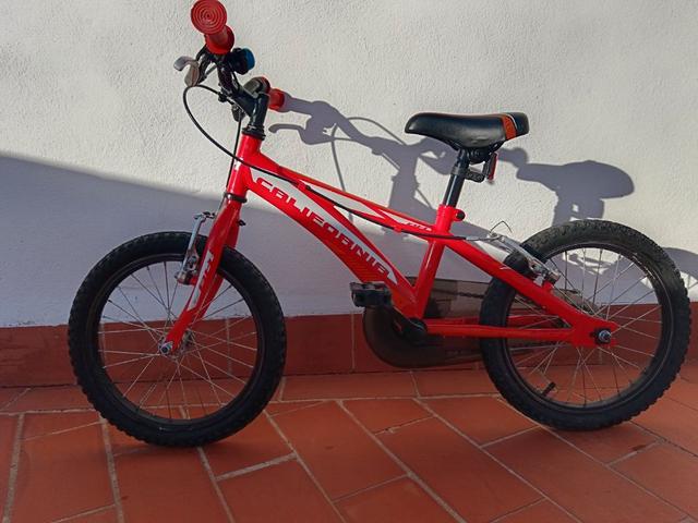 Milanuncios - Bicicleta niño roja 16"