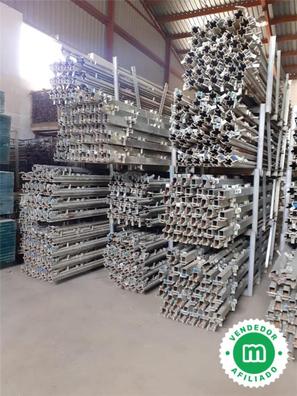 Milanuncios - COMPRAMOS LOTES MATERIAL ENCOFRAR CANTID