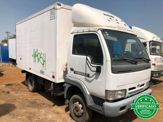 Milanuncios - Nissan Cabstar 120