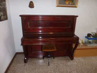 Piano de pared lauper Pianos de segunda mano baratos | Milanuncios