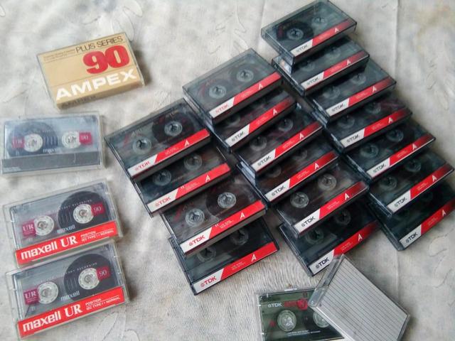 Milanuncios - Cintas CASSETTE vírgenes TDK,sony CHOLLO