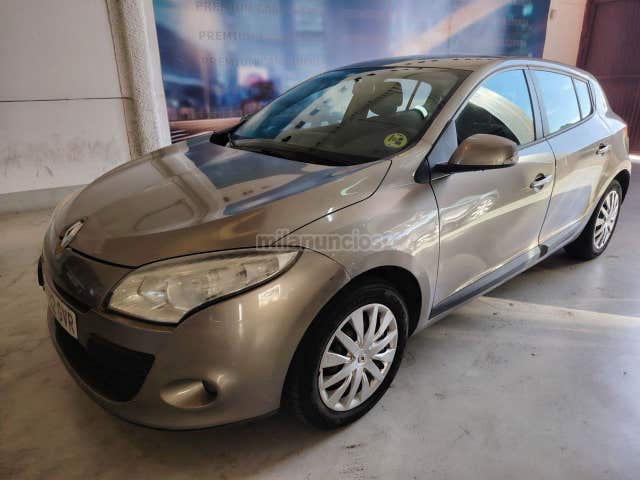 Milanuncios - RENAULT Megane TomTom Edition 1.5dCi 85c