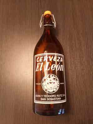 Botella cerveza el leon | Milanuncios