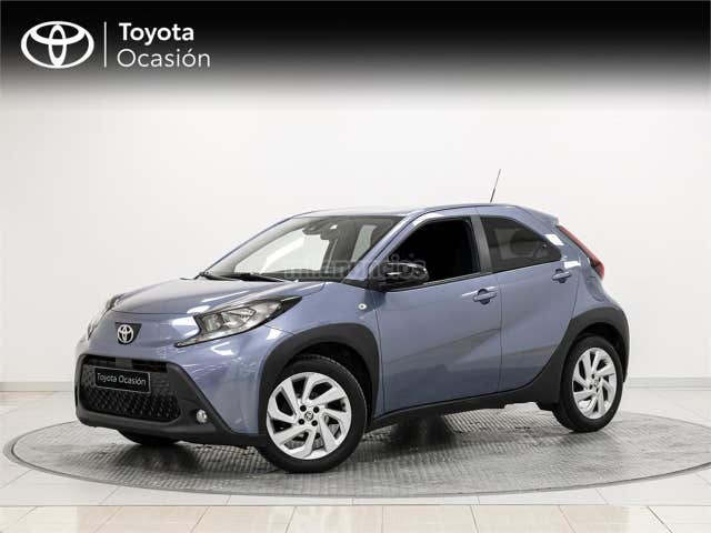Milanuncios - TOYOTA Aygo X Cross 1.0 VVTI 72CV Play