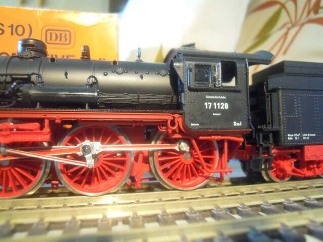 Milanuncios - LOCOMOTORA DIESEL BR17 ROCO HO CC NUEVA