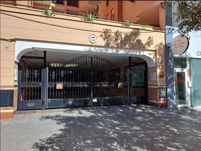 Plazas de garaje en venta. Comprar y vender parkings | Milanuncios