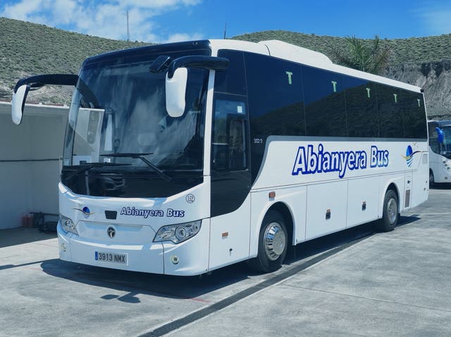 Milanuncios - CONDUCTOR MICRO BUS CON CARNET D