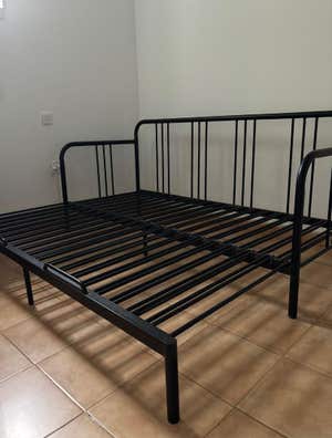 Milanuncios - Cama diván de Ikea